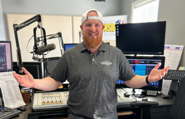 Robbie – 7p-Midnight | 96.9 WSIG